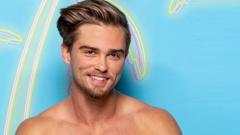 Waarom is Noah Purvis weggestuurd uit Love Island USA seizoen 2? - Love ...