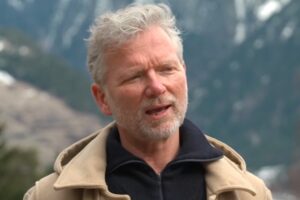 Frits in Winter Vol Liefde de laatste single bij Adrienne - Love & Reality